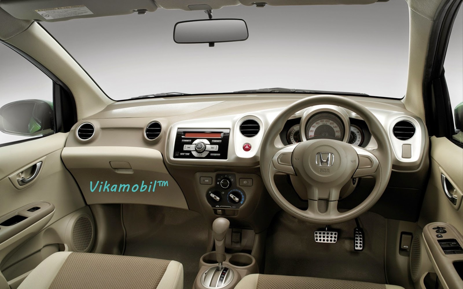 Harga Mobil Honda Brio Terbaru 2015 & Spesifikasi