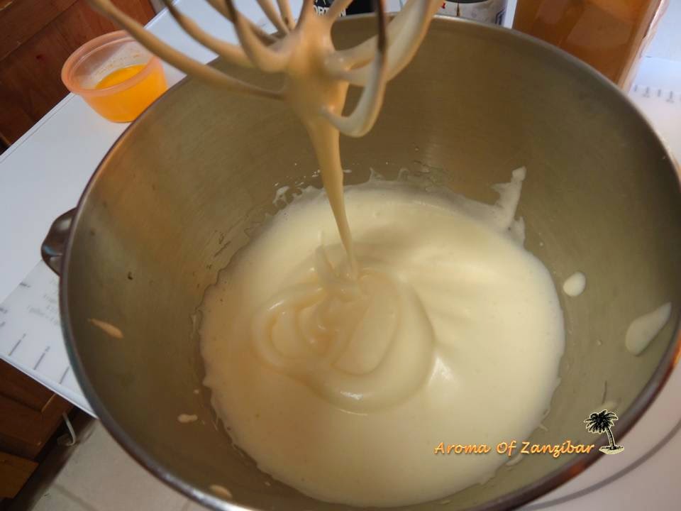 Aroma of Zanzibar: Apple Bread