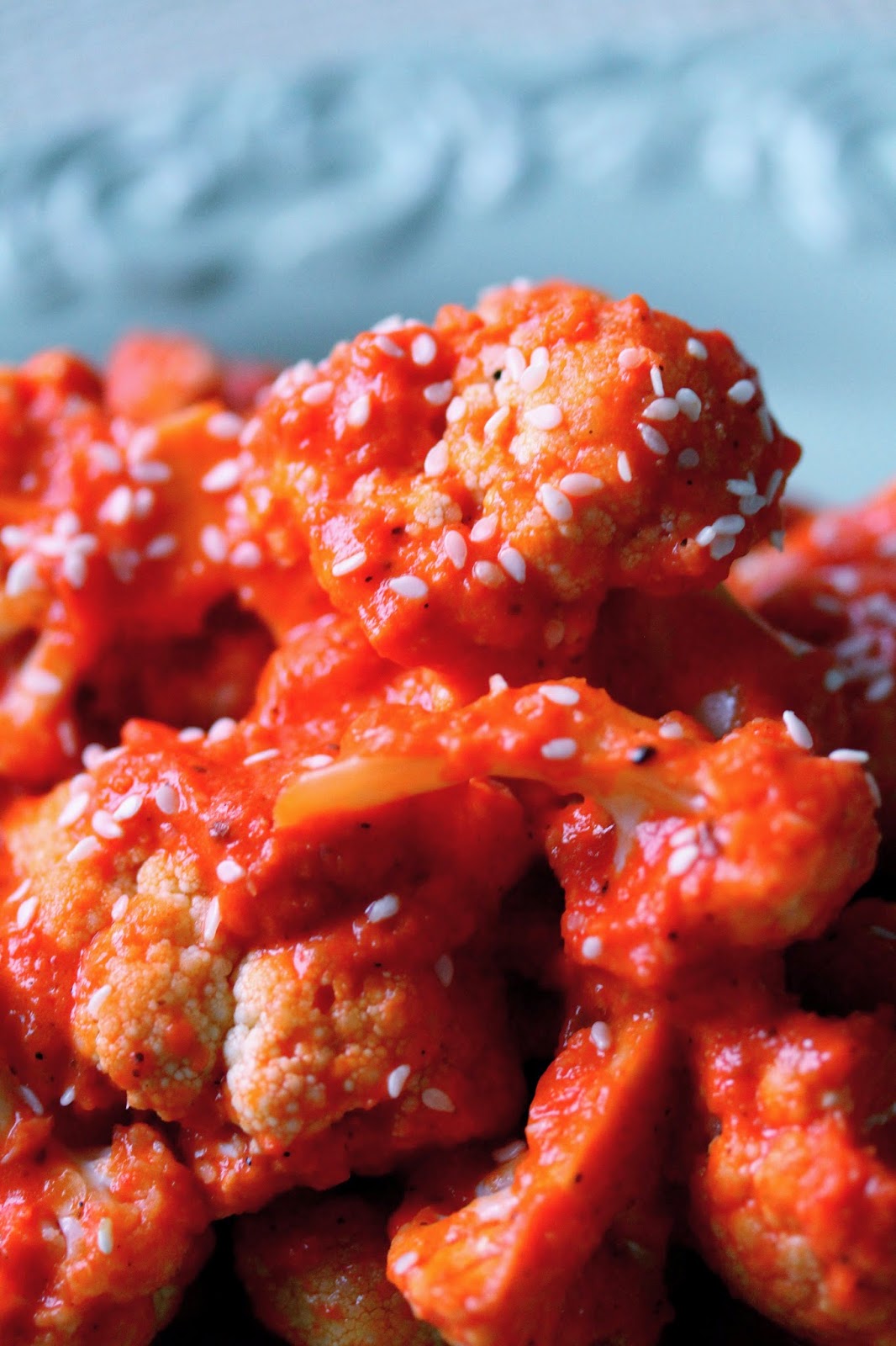 Smith's Vegan Kitchen: Cauliflower with Roasted Red Pepper Sauce