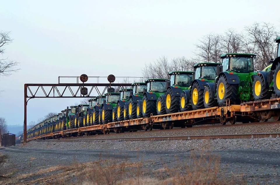 Industrial History: Unit Trains of Combines and Tractors