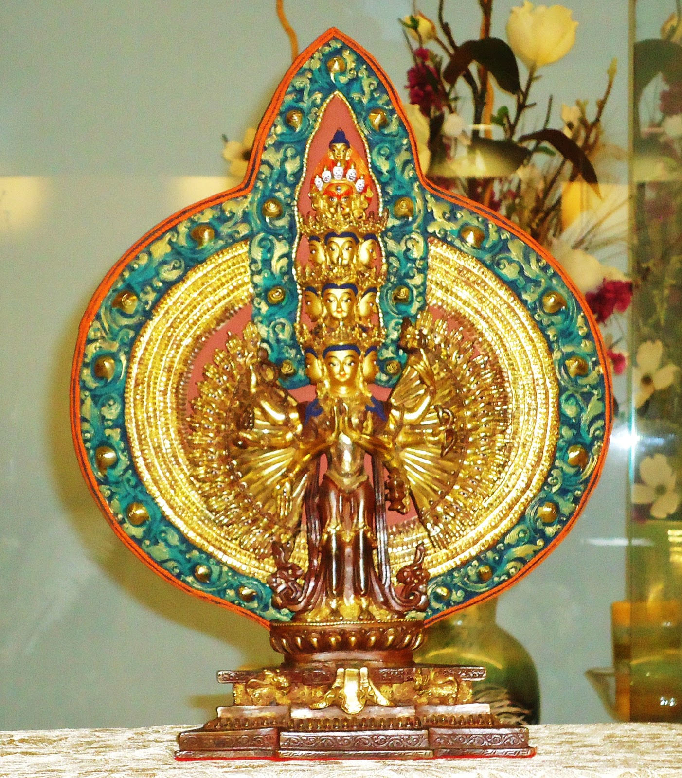 PaxRyan's Blog: Empowered by Avalokiteshvara, 1,000 Armed Buddha of ...