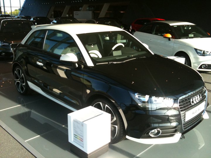 The World of Automobiles: Audi A1 Black and White Edition