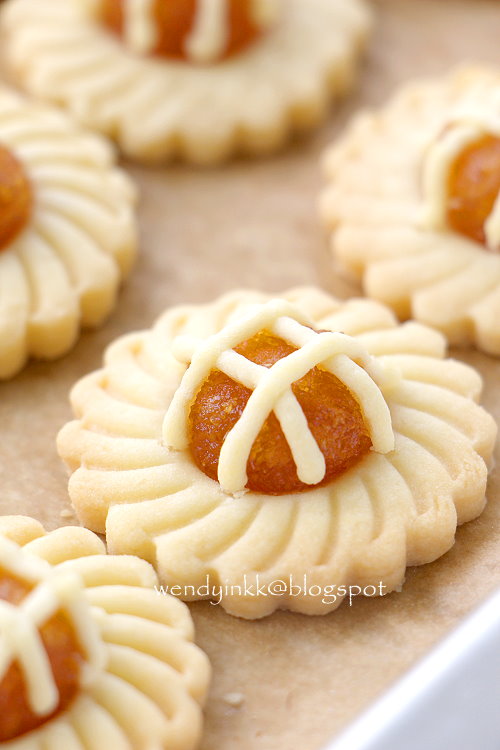 Table for 2.... or more: Pineapple Tart Cookies (Open Faced)