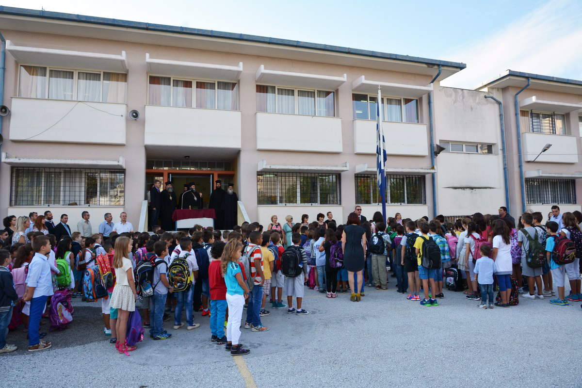 Η ΦΩΝΗ ΤΗΣ ΕΠΑΡΧΙΑΣ ΛΑΓΚΑΔΑ: ΛΥΚΕΙΑΚΕΣ ΤΑΞΕΙΣ ΣΕ ΚΟΛΧΙΚΟ ΚΑΙ ΛΑΓΥΝΑ...