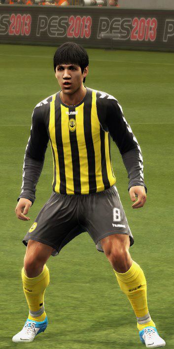 Gambar Wajah Pemain Malaysia Nazmi Faiz dalam game bola - www.Zon2u.com