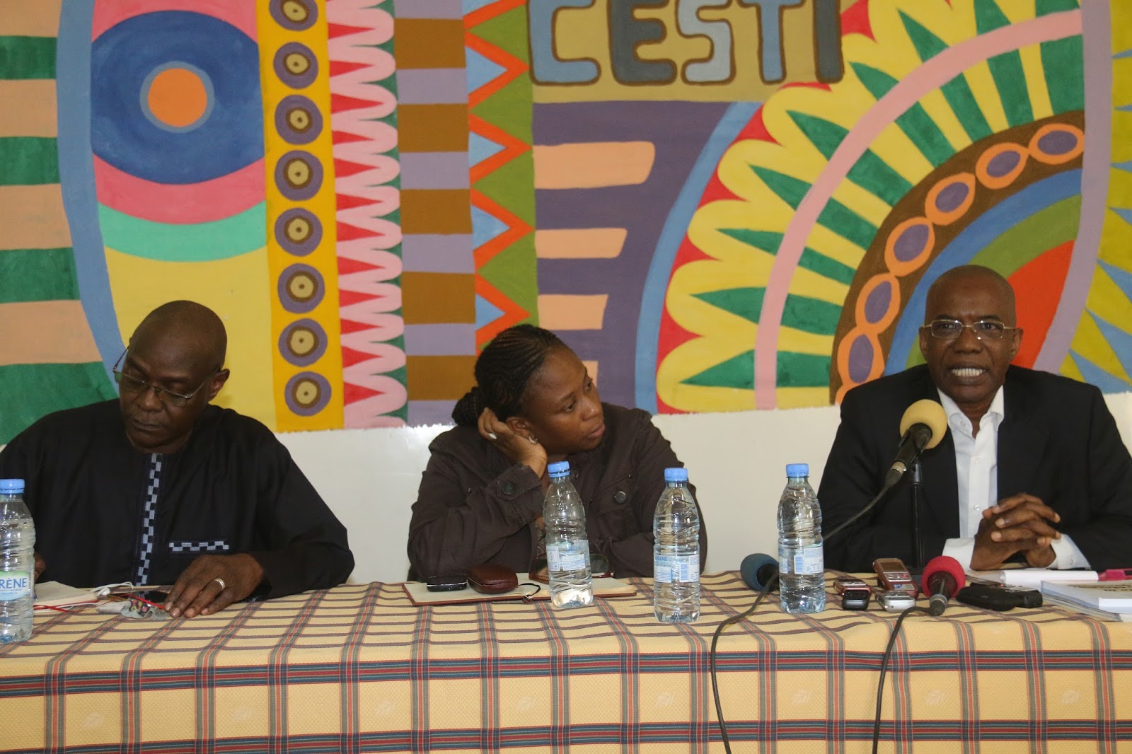 Médiaforce-Afrique, le média des oubliés: PRESSE SÉNÉGALAISE, "S ...