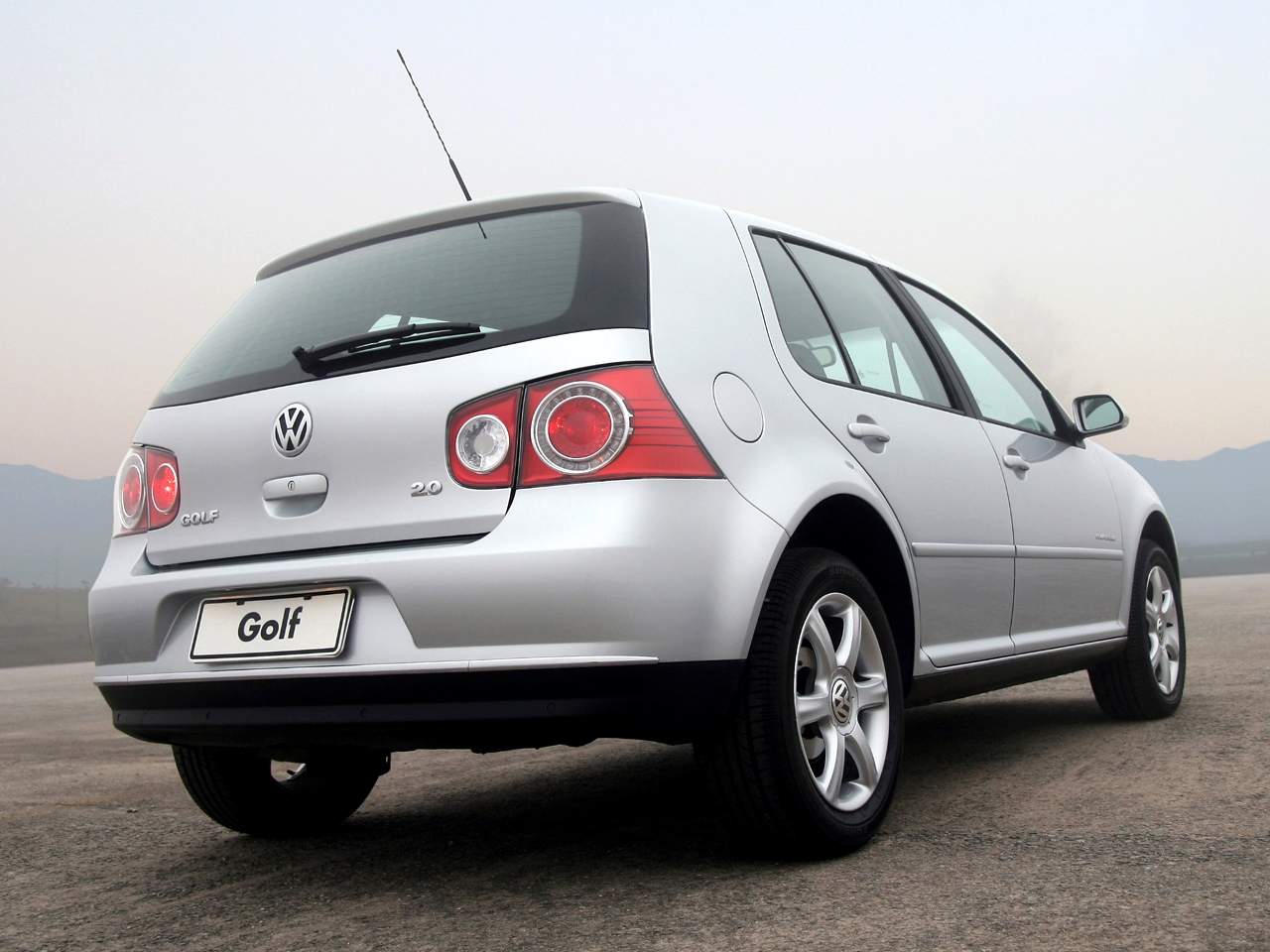 VW Golf 2008 2.0 Tiptronic 6: fotos, consumo e performance