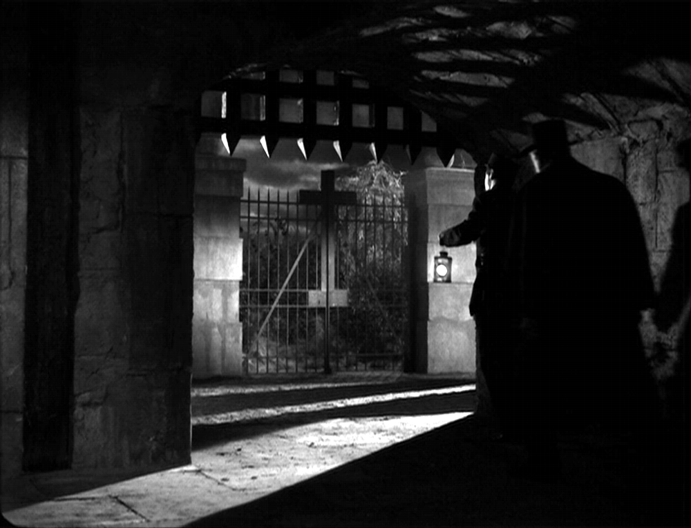 13: THE HAUNTED STRANGLER - Buxton Orr - Jean Kent - "Enjoy The View ...