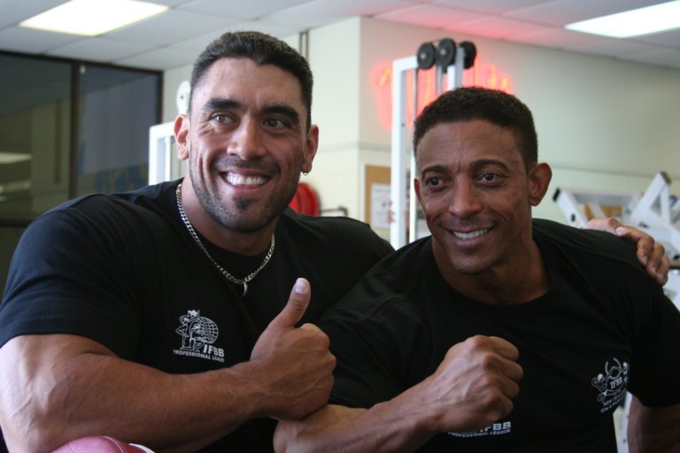 Worldwide Bodybuilders: Kiwi bodybuilder Darryn Onekawa