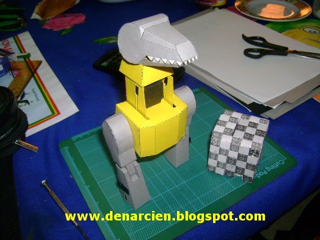 mundo denarcien: Grimlock G1 Papercraft Transformable