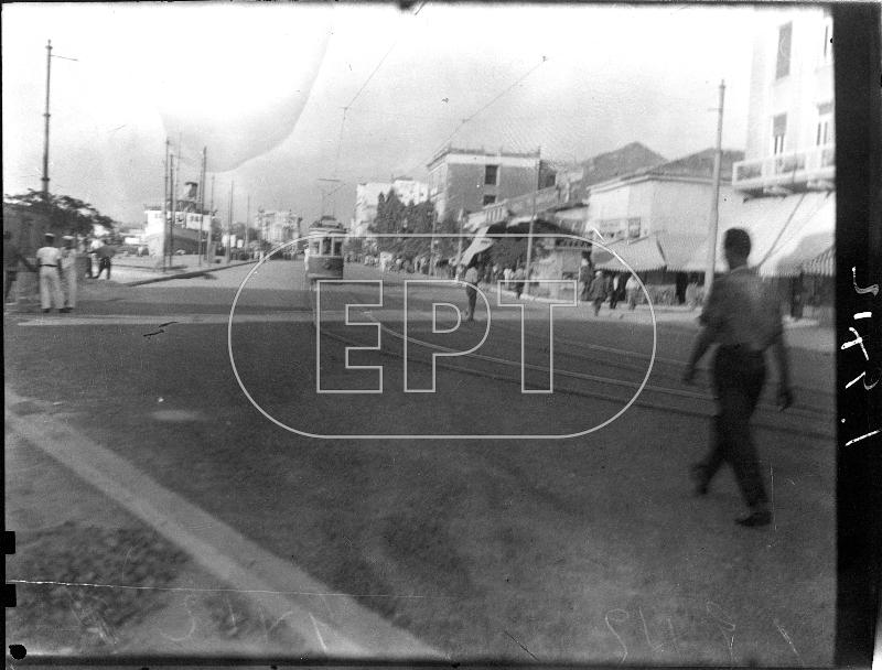 ΤΡΑΜΒΑΓΕΡΗΣ: ΤΟ ΠΑΛΙΟ ΤΡΑΜ ΣΤΗΝ ΑΘΗΝΑ ΚΑΙ ΣΤΟΝ ΠΕΙΡΑΙΑ ΜΕΣΑ ΑΠΟ ΤΟ ...