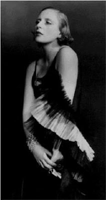 Fashion Spark: Tamara De Lempicka ~ Art Deco