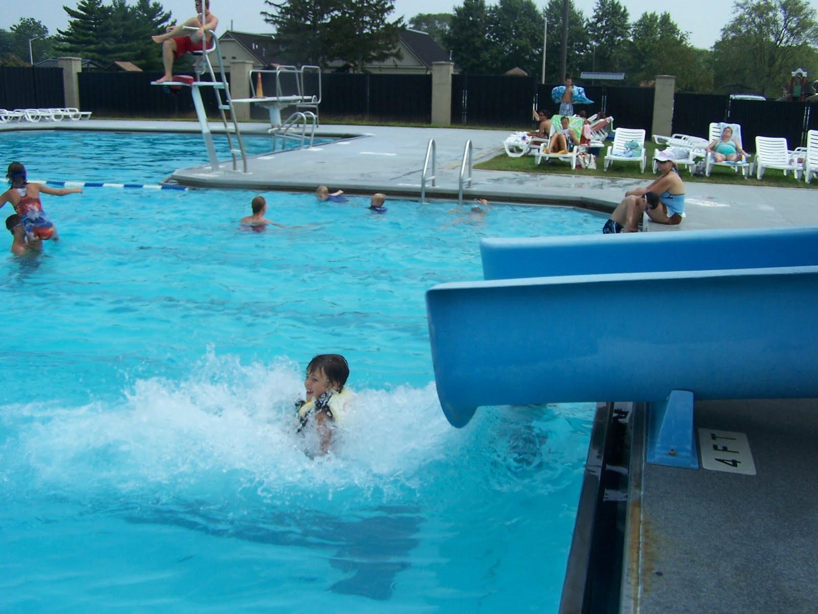 The Traveling Delanos -: Dover AFB