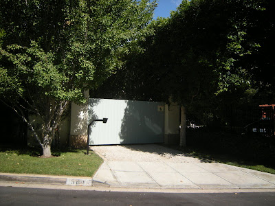 L.A. Kompany: O.J. Simpson's Rockingham Gate