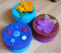 Totally Tutorials: Tutorial - How to Make Felt Containers