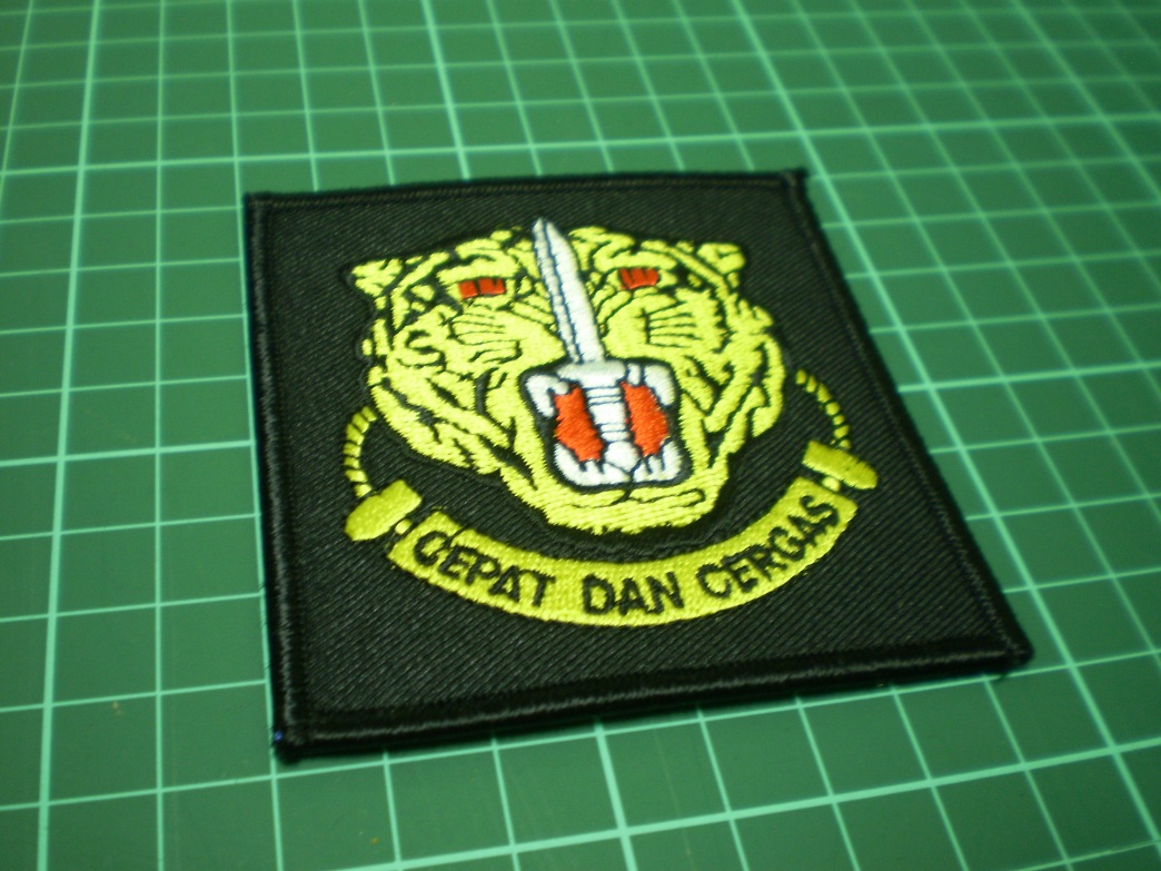 Emblem & Sticker: 1-Patches