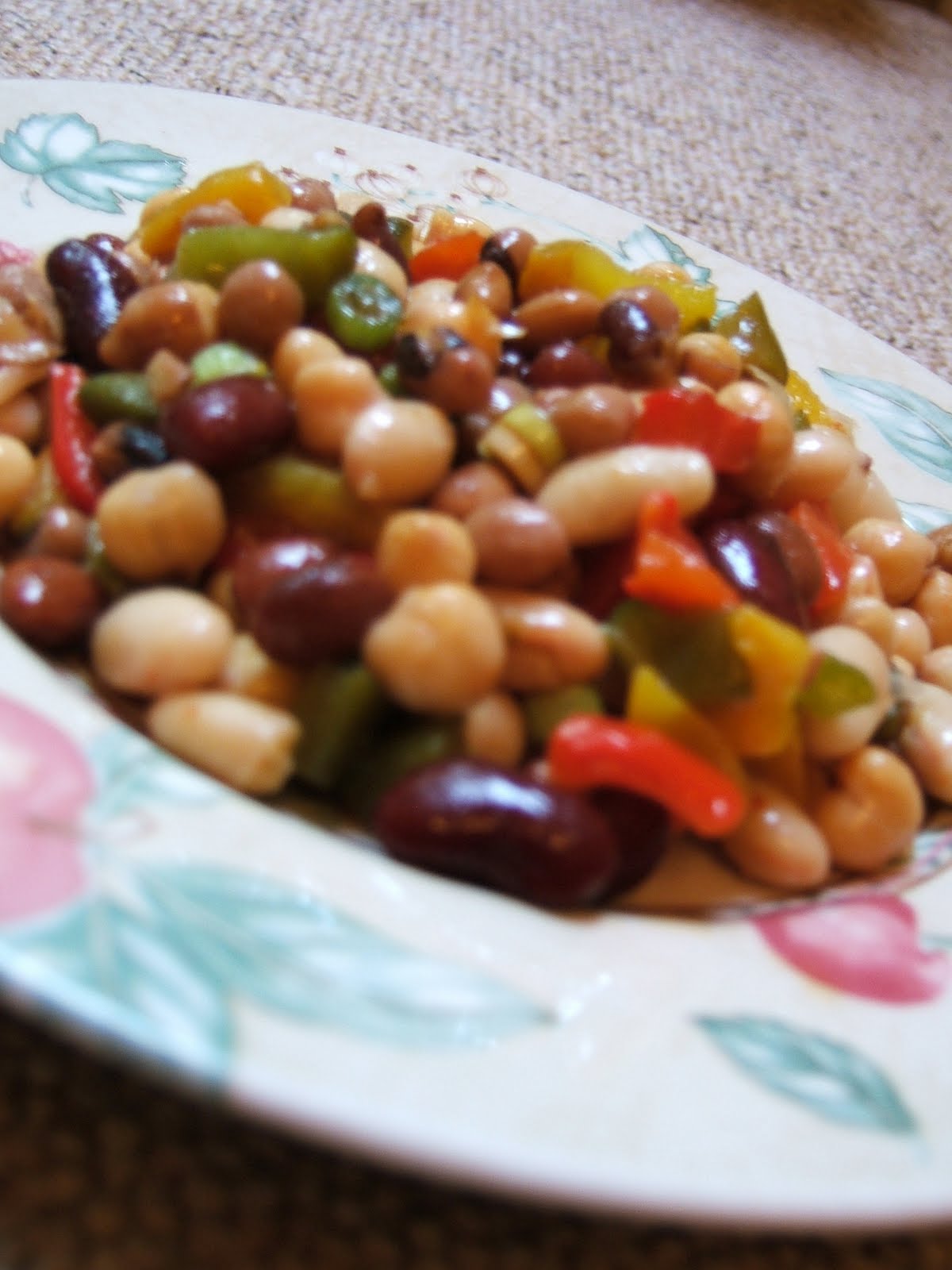 Flicking the Vs: Pulse and pepper sesame salad