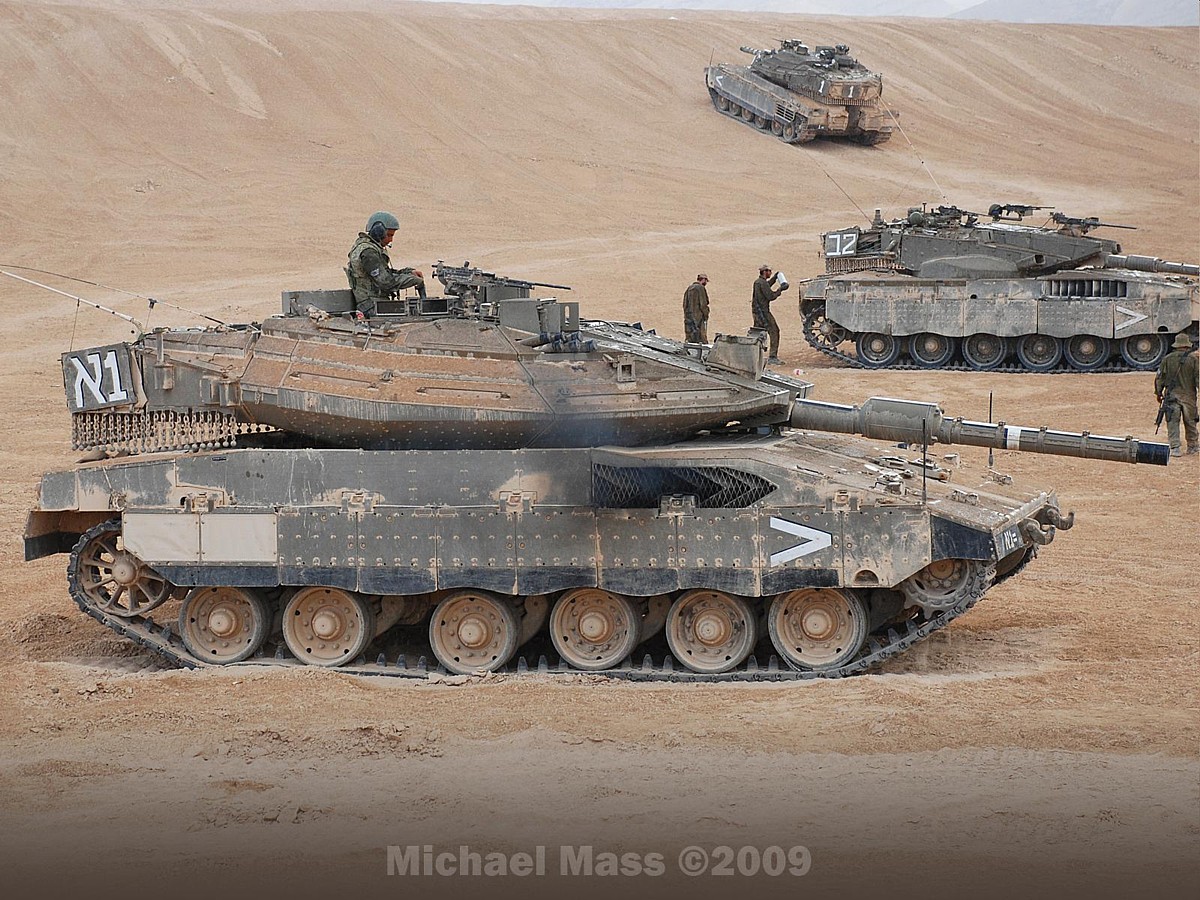 Henoch´s Christen-Zionisten Blog: New Merkavas take up positions near Gaza