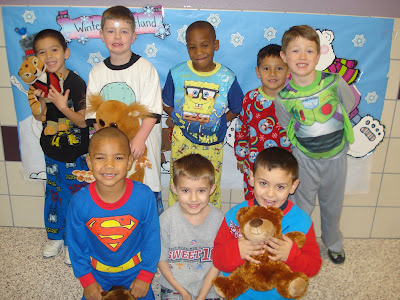 Mrs. Hendrix's Kindergarten Class: Pajama Day - 12/17