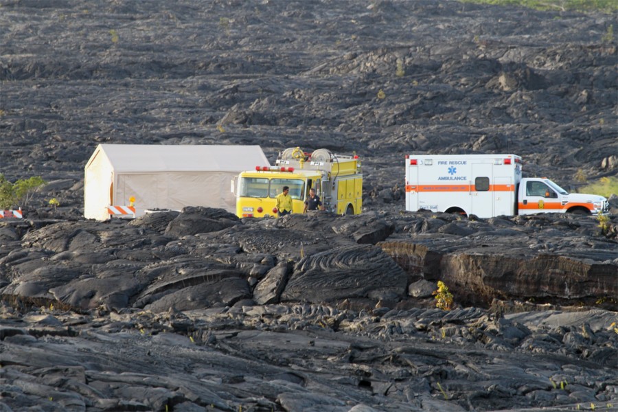 HAWAIIAN LAVA DAILY: ~ 2nd Kalapana Gardens home destroyed - ignited by ...