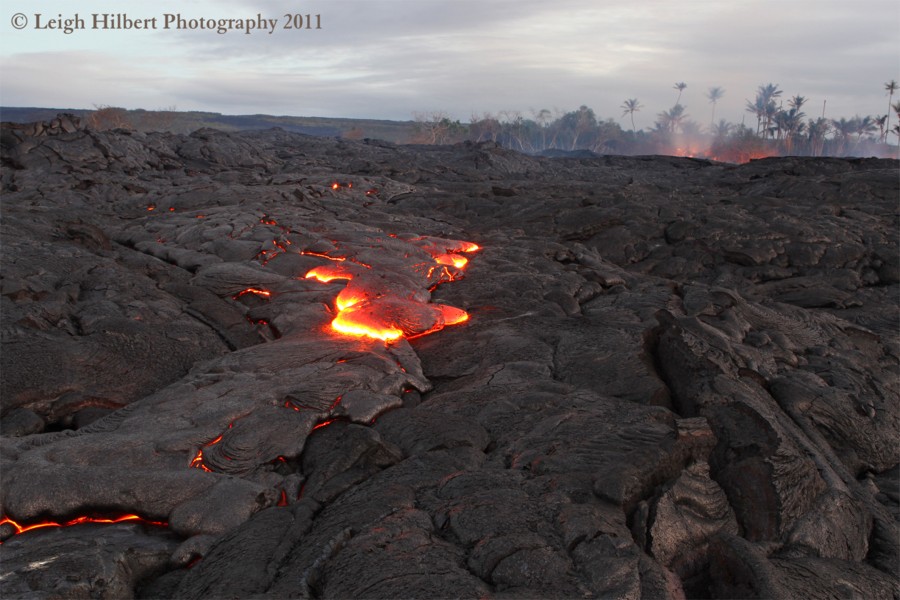 HAWAIIAN LAVA DAILY: ~ Magma pressure rises ~ Lava active in craters ...