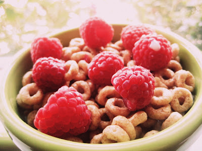 Female Photographers of Etsy: Going Thru The Alphabet.