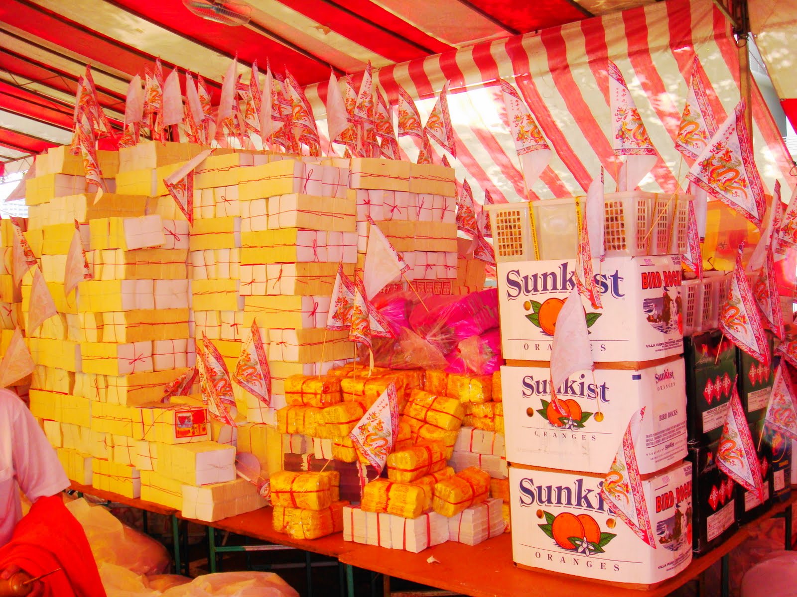 Seventh Month Prayer 庆祝中元: 2010 7th Month Prayers - Joss Paper 2010年庆中元- 冥纸