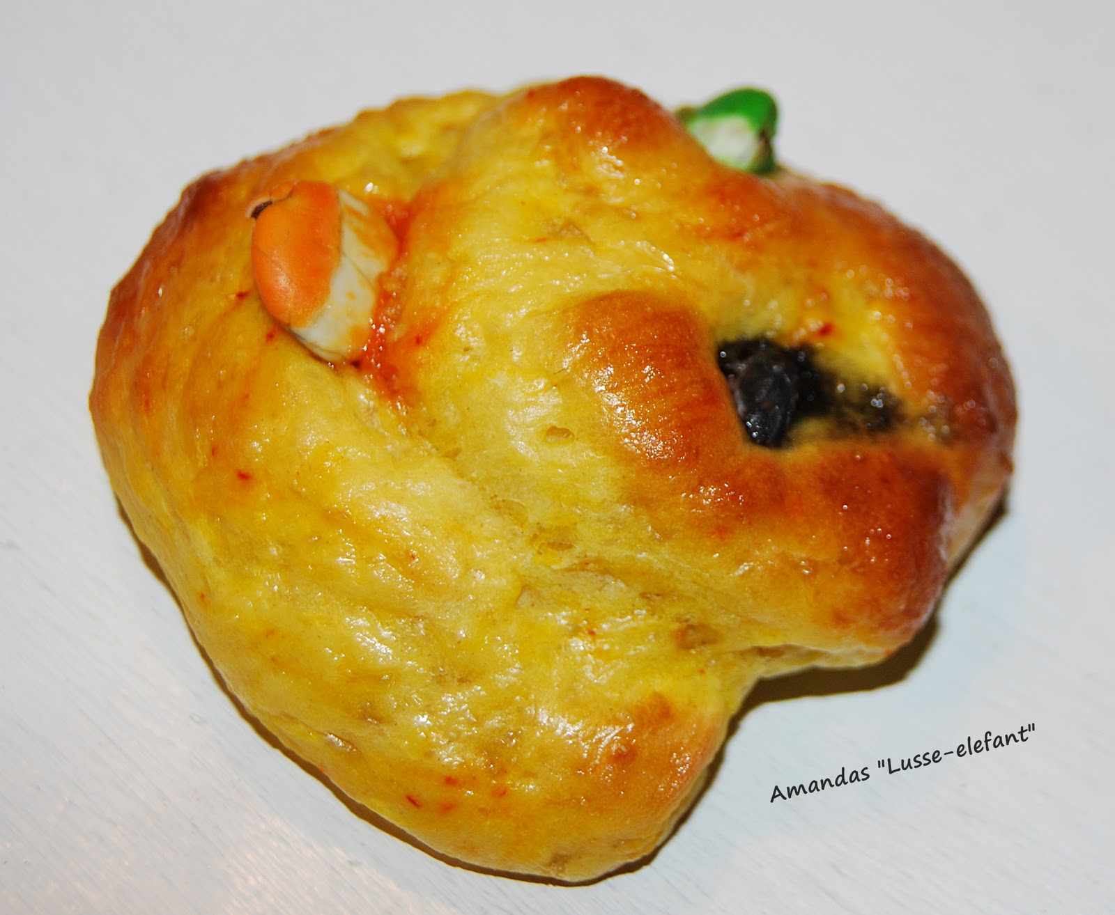 Mor-Mia´s: Riktigt saftiga lussekatter