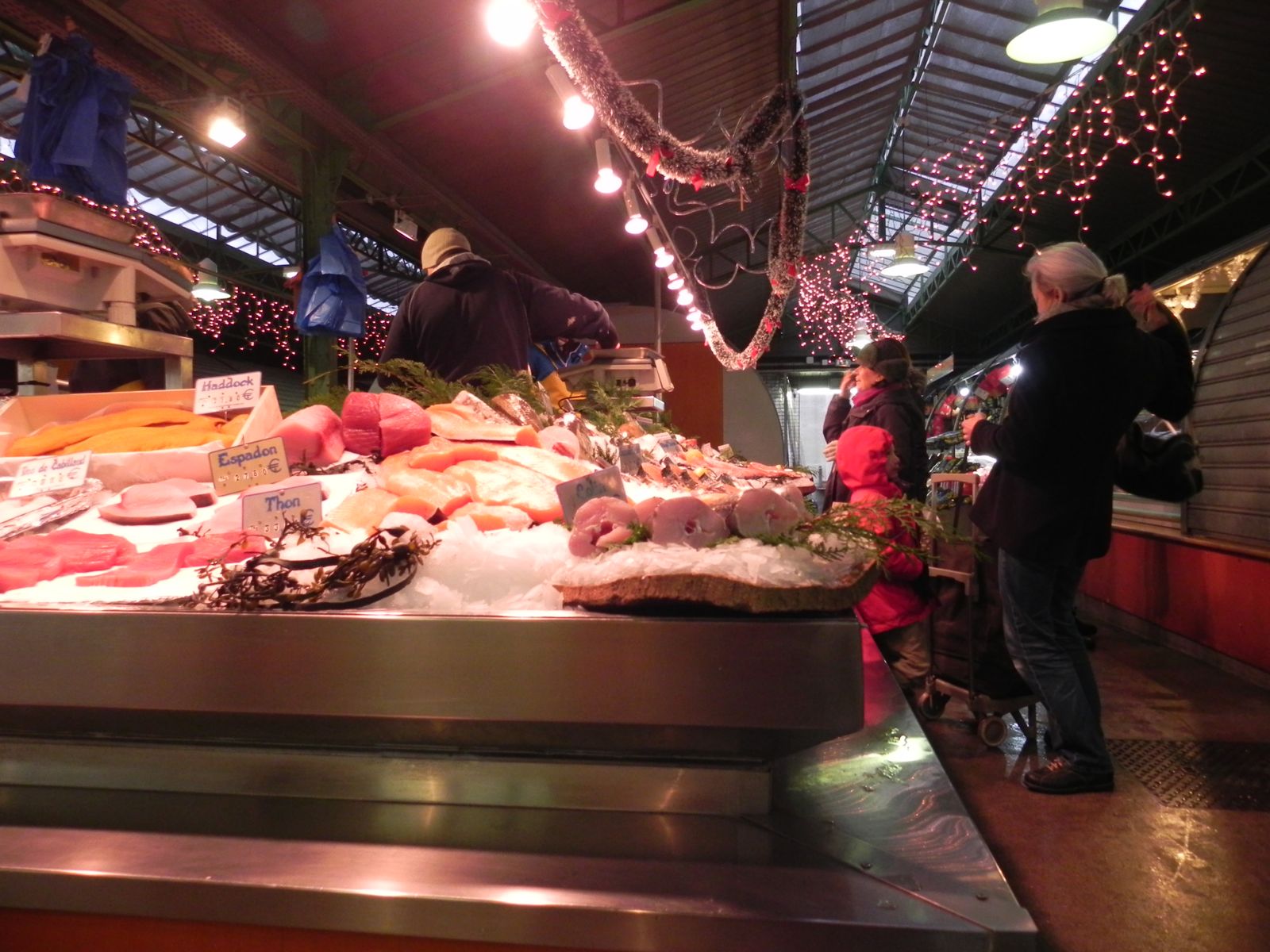 Cinderella Patch: Paris Day 2 - Le marché des enfants rouges