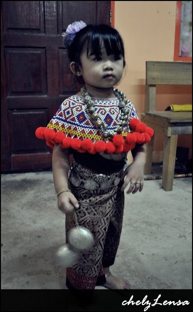 Pakaian Orang Iban - "Ngepan" | ChelzLensa