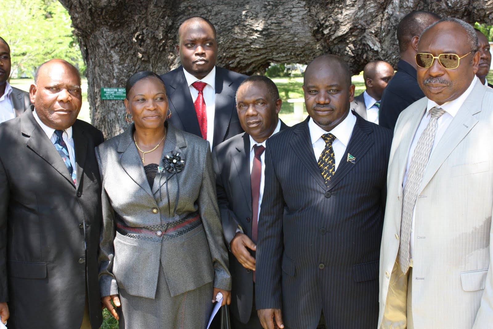 Mwanambayuwayu: MAWAZIRI NA MANAIBU WAAPISHWA