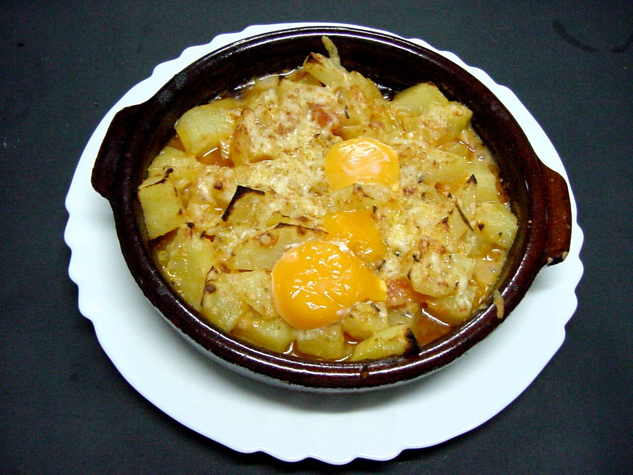 MIS RECETAS: GRATINADO DE PATATAS CON HUEVO