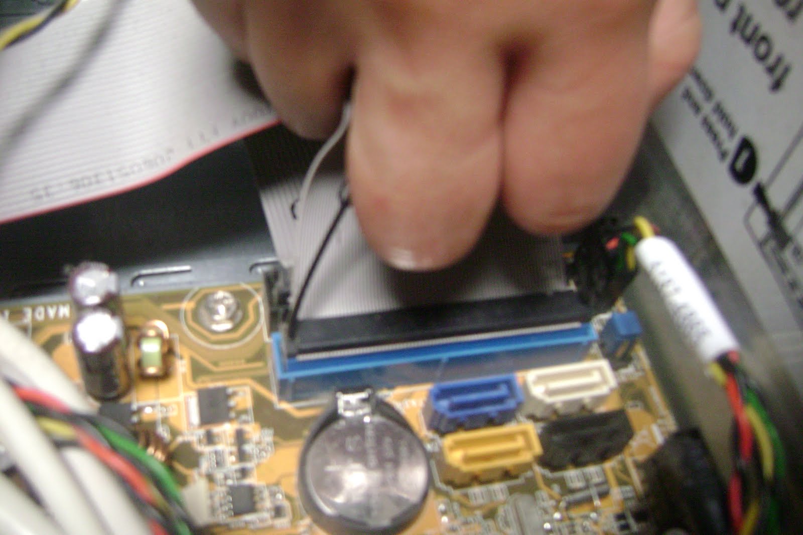 desensamble y ensamble de un pc: PASOS PARA DESENSAMBLAR TU PC PERSONAL