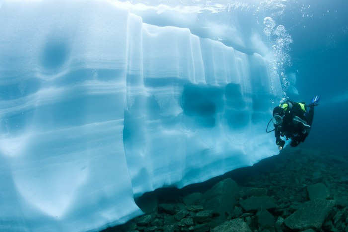 Underwater Ice Formations in Lake Sassolo ~ Leep Fun