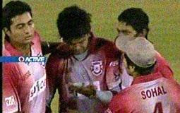 Right Picture: Harbhajan slaps Sreesanth, cries crying