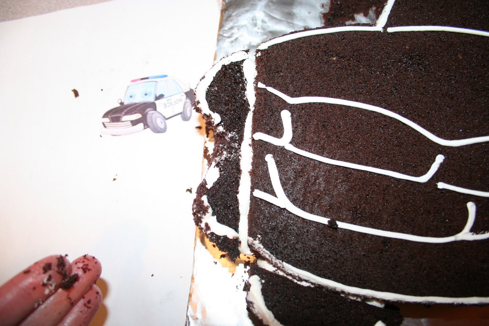 Bouncing Off The Walls: Mmmm. Cake!
