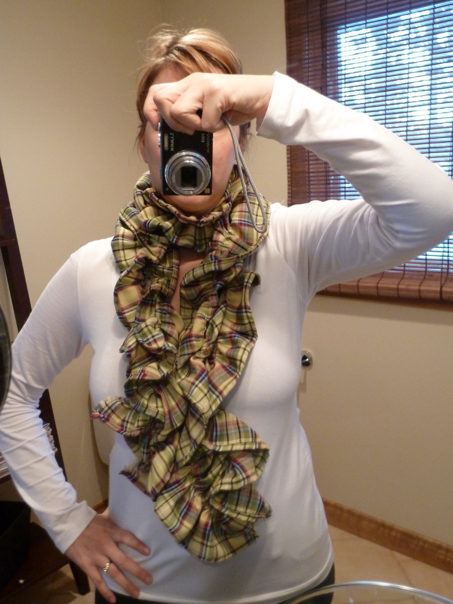 ocd: obsessive crafting disorder: Oh yah! I made some ruffled scarves!