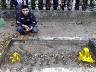 Gelanggang PersantaNala: SIAPA PANGLIMA HITAM?