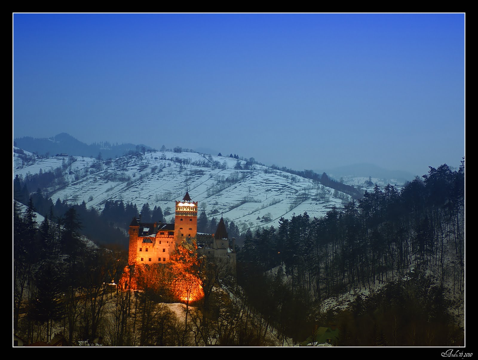 Castelul Bran..(Bran Castle-Dracula castle :)