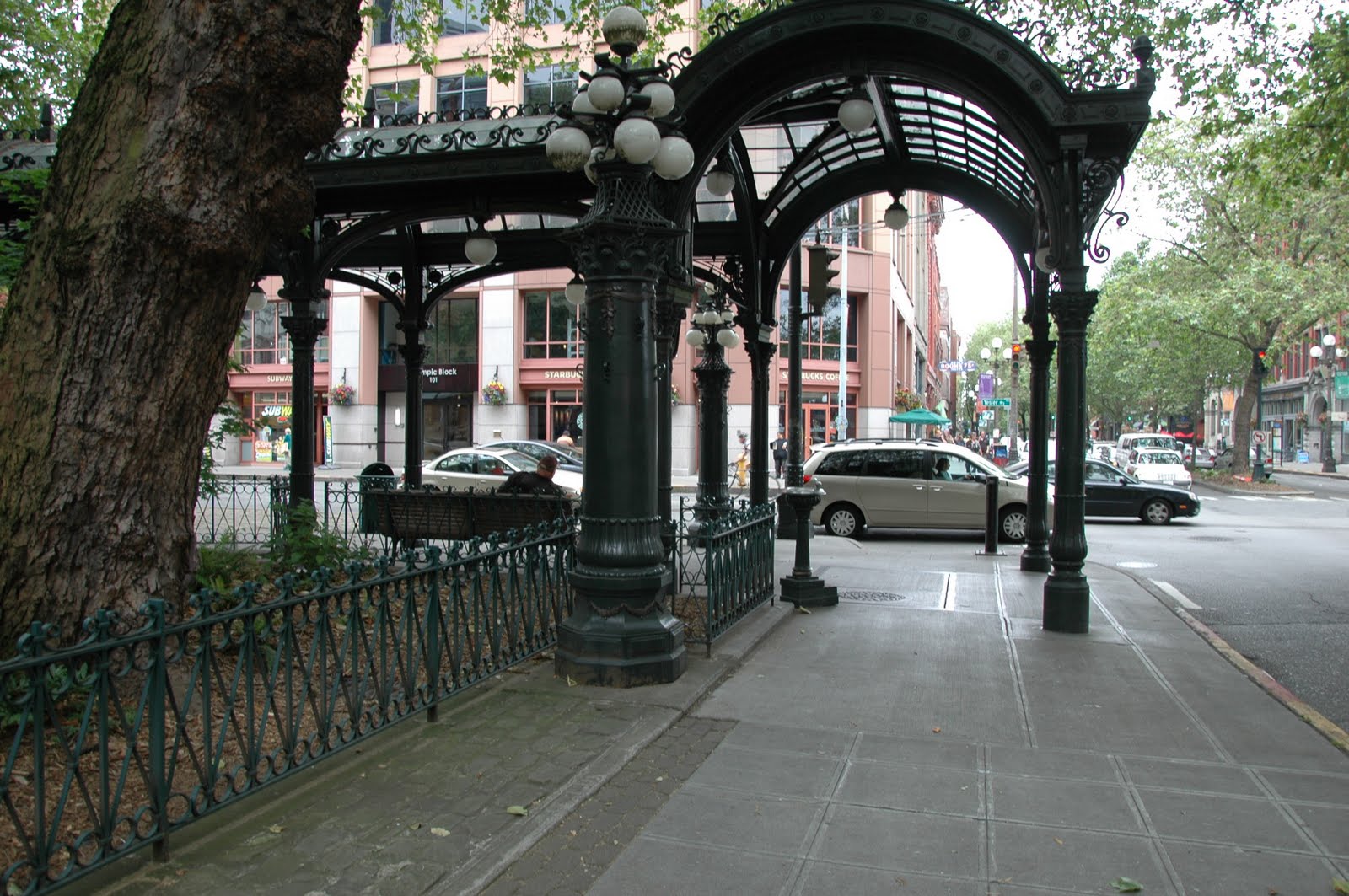 A Vue Across America: Streets of Seattle