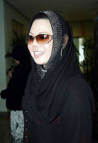 MAT SOM SADONA: KEHILANGAN SOSILAWATI LAWIYA-Satu konspirasi?