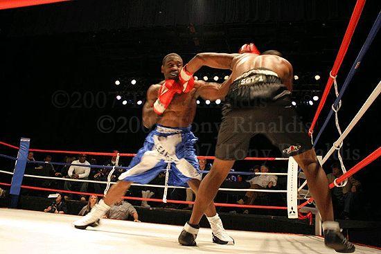 Saturday Night Fights Live