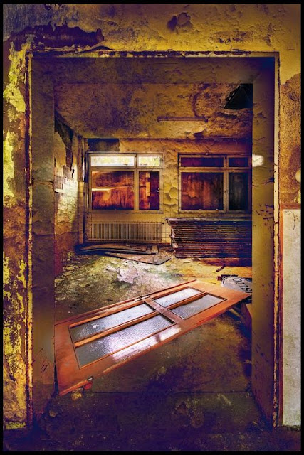 Beautiful photography: Amazing and Beautiful Decay Photography