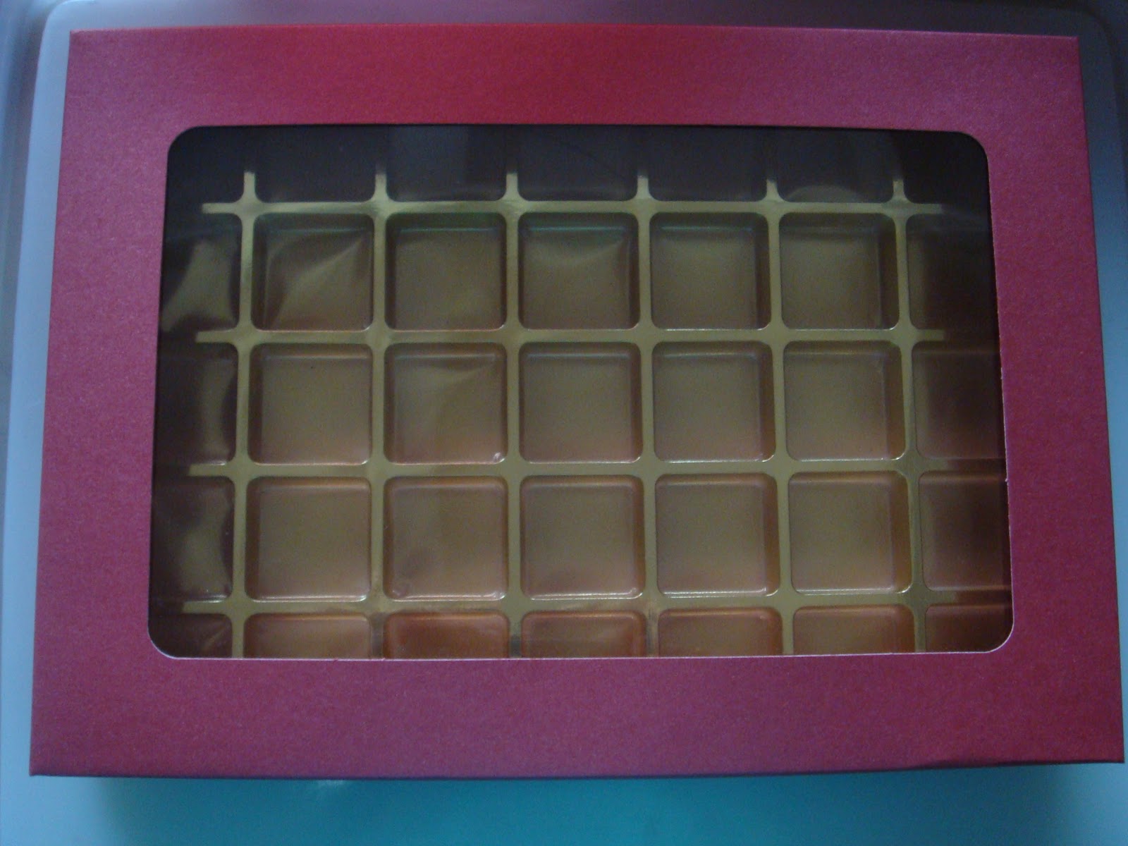 Resepicoklatbiz: Kotak Untuk Packing Coklat