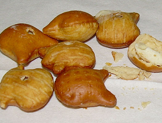 Japanese Snack Reviews: Meiji Pucca Banana Milk