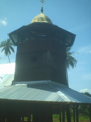 SENI LAMA MELAYU (MALAY OLDEN ART): Sebuah masjid lama di (and old ...