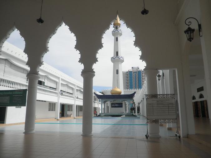 SENI LAMA MELAYU (MALAY OLDEN ART): Masjid jamek (Main mosque of) Miri