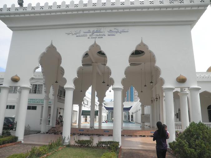 SENI LAMA MELAYU (MALAY OLDEN ART): Masjid jamek (Main mosque of) Miri