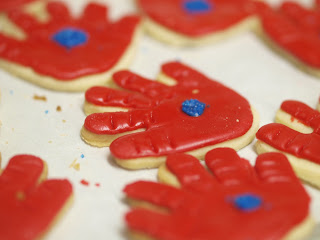 Kickin' Cakes by Kerry: Iron Man Hand Cookies