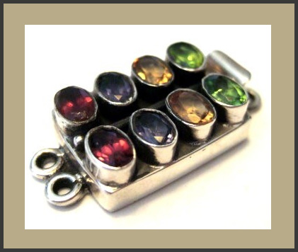 jQ jewelry designs: MY NEW FAVORITE JEWELRY CLASP!